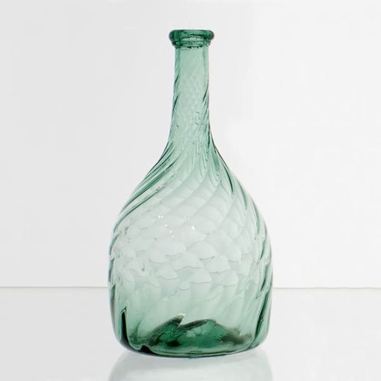 Mantua 32 Rib Flask – FOHBC Virtual Museum of Historical Bottles and Glass